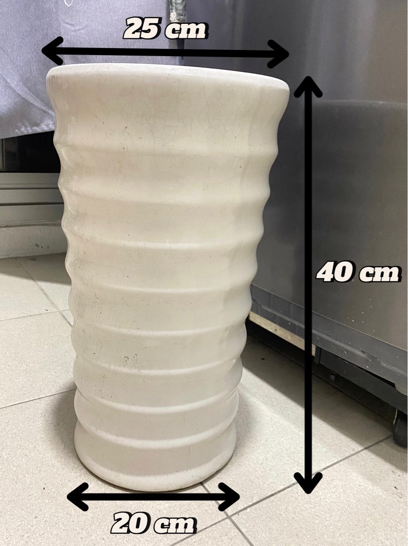 Pasu Putih Kaca Outdoor / Outdoor Glass White Vase, Furniture & Home ...