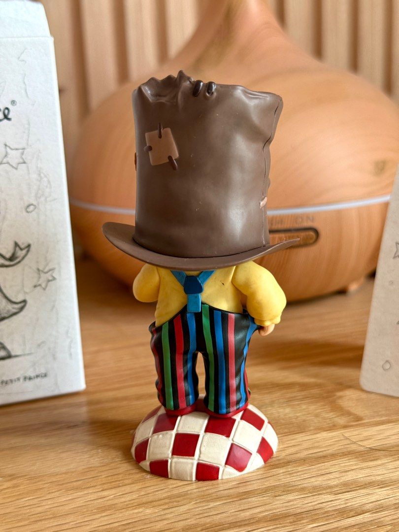 Pop Mart Hirono Le Petit Prince -The Conceited Man, Hobbies & Toys ...