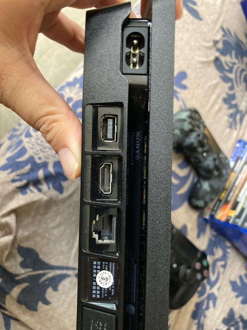 PS4 Slim 1 Tb with 2 Original Controllers TAKE ALL GAMES, Video Gaming ...