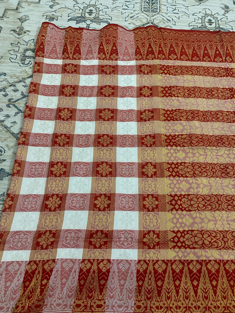 Sampin lelaki oren merah, Men's Fashion, Muslim Wear, Sarong on Carousell