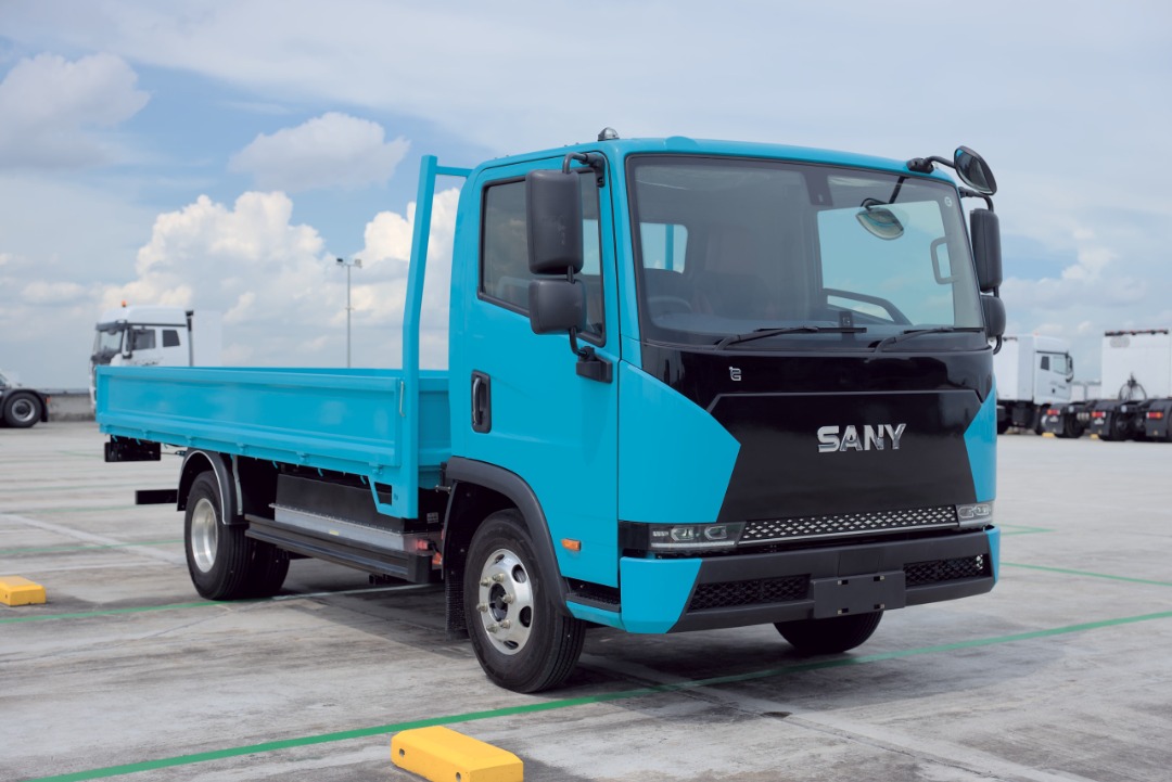 14ft lorry For Sale | Buy 100+ 14ft lorry online | Carousell Singapore