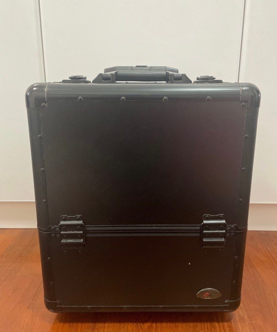Sunrise Aluminium Makeup Trolley, Beauty & Personal Care, Face, Makeup ...