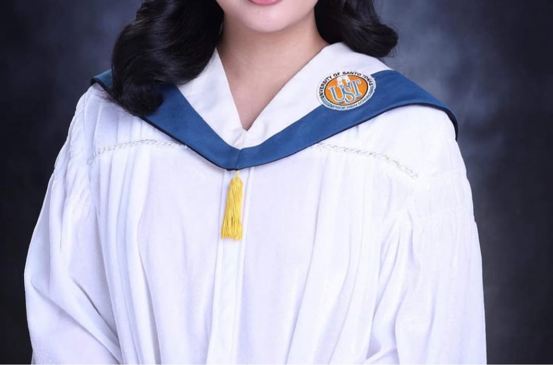 UST SHS TOGA FOR RENT, Women's Fashion, Dresses & Sets, Sets or ...
