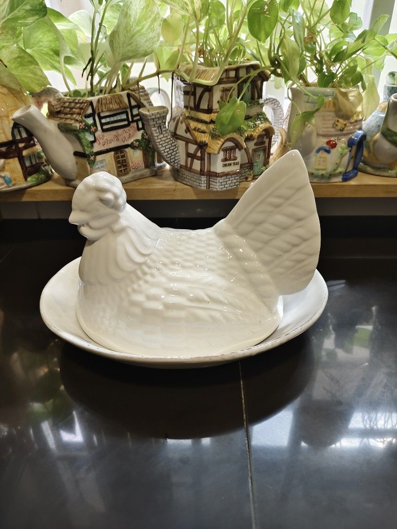 Vintage White Ceramic Chicken Hen with Ceramic made in Italy plate ...