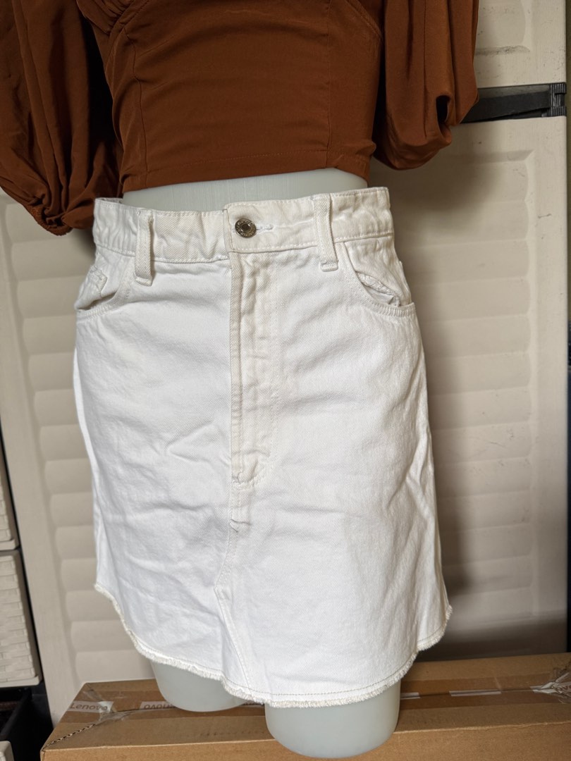 White maong palda skirt, Women's Fashion, Bottoms, Skirts on Carousell