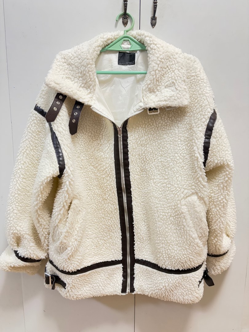 White Teddy Jacket, Women's Fashion, Coats, Jackets and Outerwear on ...