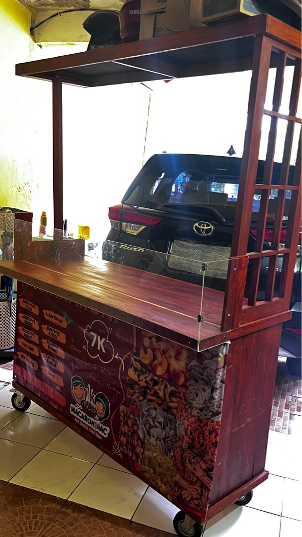 BOOTH PORTABLE LIPAT (knock down) Antik Mewah, Perabotan Rumah di Carousell