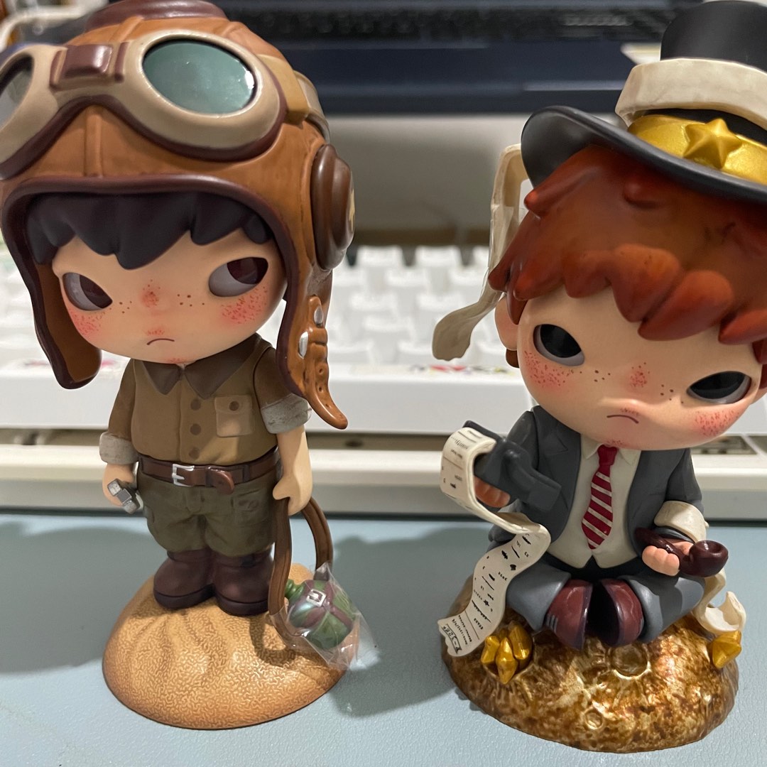 Hirono Pilot and Businessman Le Petit France, Hobbies & Toys, Toys ...