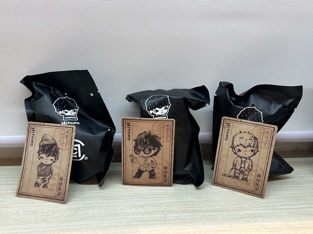 Hirono x Clot (card revealed but figure is still sealed), Hobbies ...