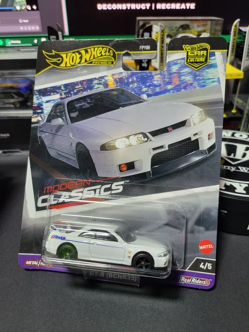 Hotwheels Premium Car Culture Modern Classic Nissan Skyline GT-R (BCNR33) Hot Wheels GREDDY ...