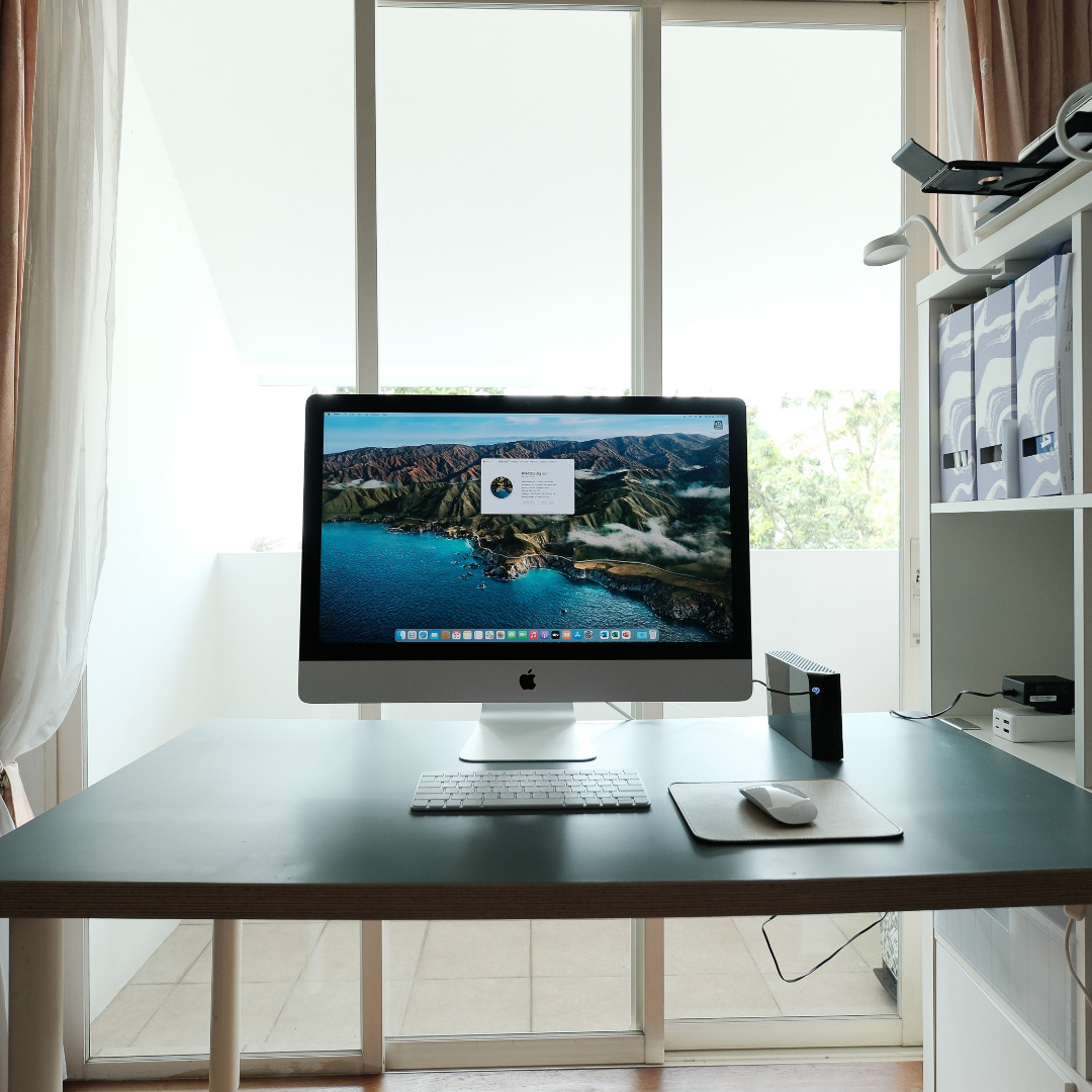 iMac 27inch 5K Retina, Intel chip + magic mouse & keyboard + Seagate ...