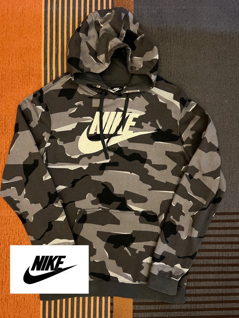 Nike camouflage hoodie jacket as new, Men's Fashion, Tops & Sets ...