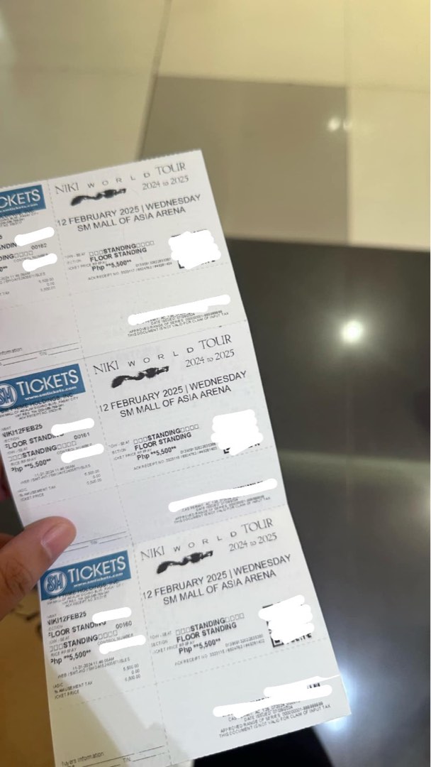 Niki Buzz World Tour Day 2 Vip Standing, Tickets & Vouchers, Event ...