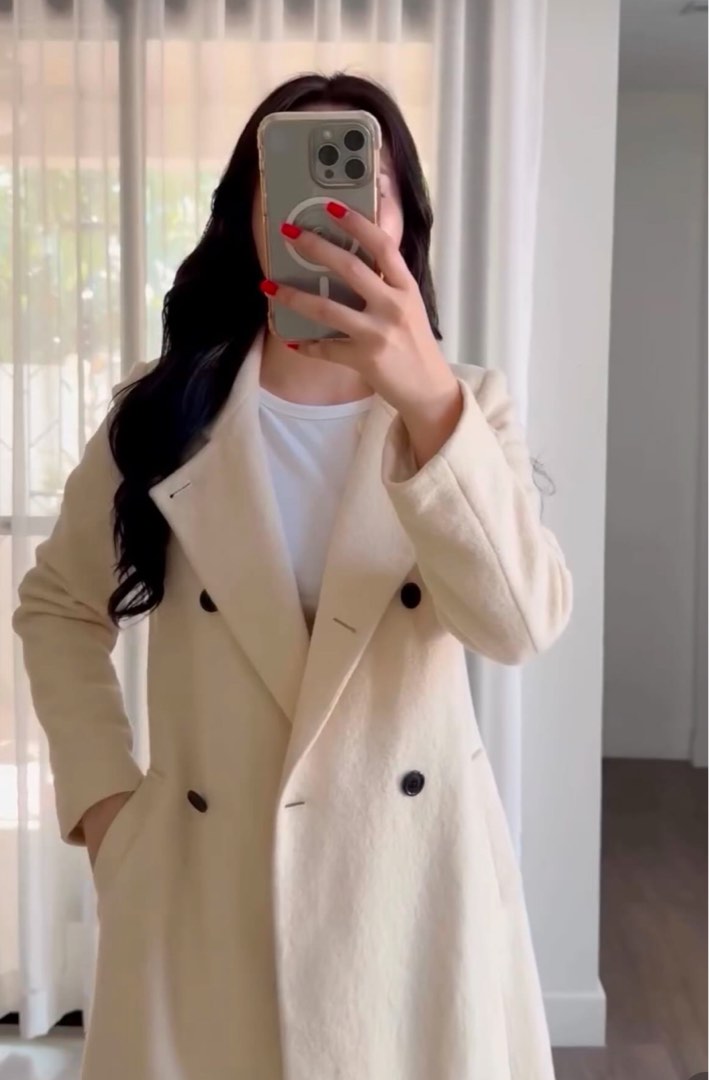 Pearlwhite double-breated wool coat with side Pocket, Women's Fashion ...