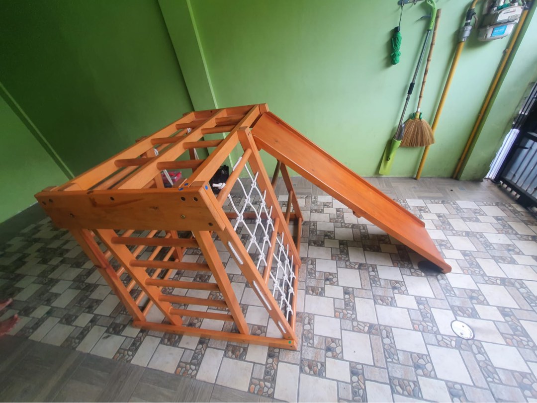 Preloved Tangga Brakiasi Panjatan Anak, Bayi & Anak, Mainan & Baby ...