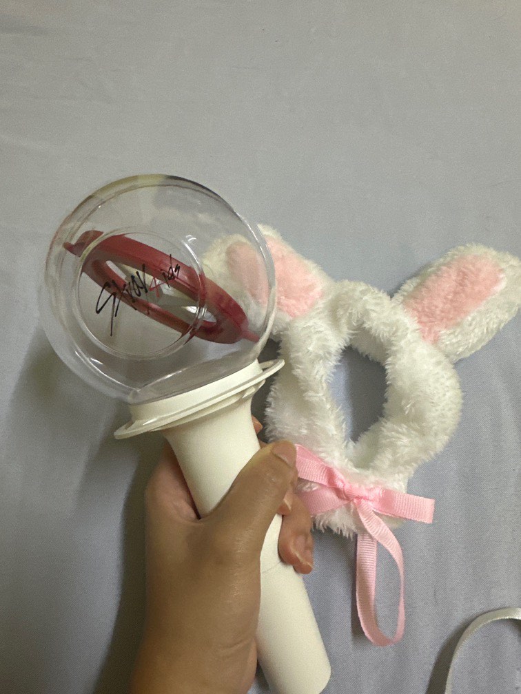 Stray Kids Skz Lightstick Ver. 1, Hobbies & Toys, Collectibles ...