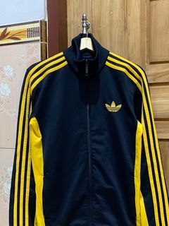 Tracktop adidas bunga Dijual | Carousell Indonesia