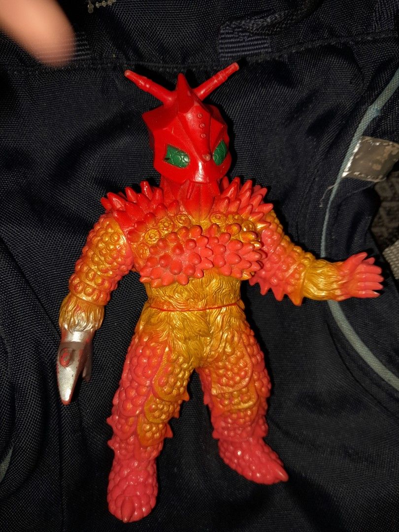 Ultraman monster sofubi 6.5 bandai, Hobbies & Toys, Toys & Games on Carousell