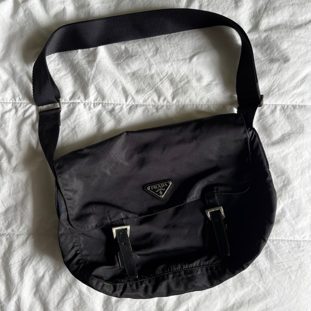 Vintage Prada Nylon Messenger Bag, Fesyen Pria, Tas & Dompet , Tas ...