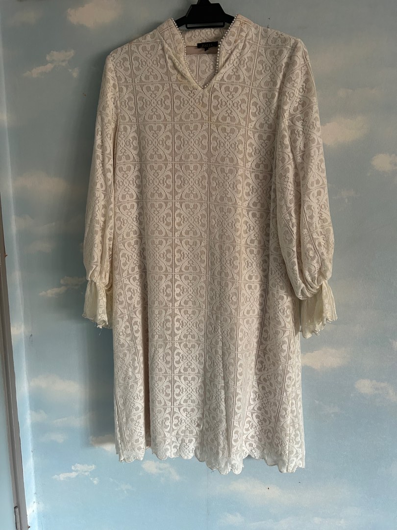 Zalia Raya 2023 Kurung Lace, Women's Fashion, Muslimah Fashion, Baju ...