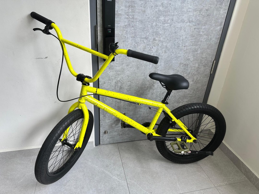 BMX Bike (Fendi), Sports Equipment, Bicycles & Parts, Bicycles on Carousell