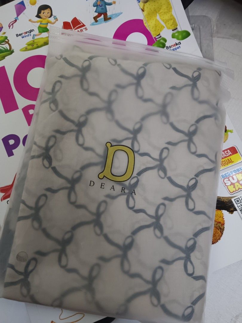 Deara milky black, Announcements on Carousell