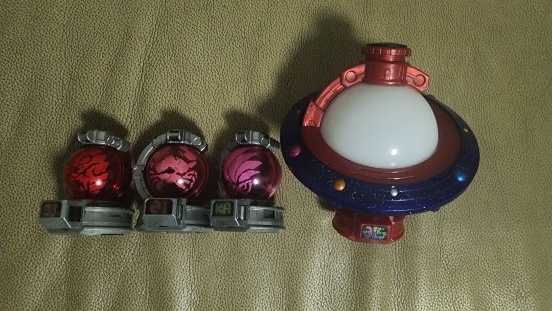 DX Seiza Blaster with Saikou Kyutama and 3 DX Kyutamas(Uchu Sentai ...