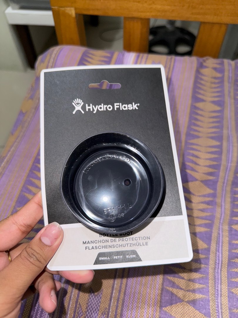 Hydro Flask Boot Original, Furniture & Home Living, Kitchenware & Tableware, Water Bottles ...