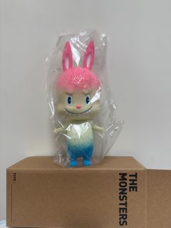LABUBU SWAVER WHITE KASING LUNG @ How2Work, 興趣及遊戲, 玩具 & 遊戲類 - Carousell