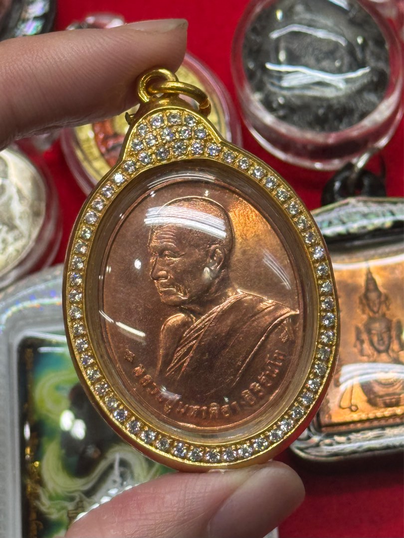 Lp Maha Sila Rian Han Kang Luean Samanasak, Hobbies & Toys, Religious Items on Carousell