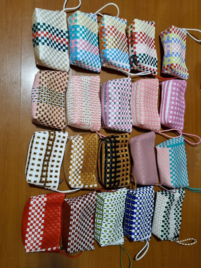 PLASTIC WEAVED POUCHES - $7.50 EACH (22CM X 17CM), Women's Fashion ...