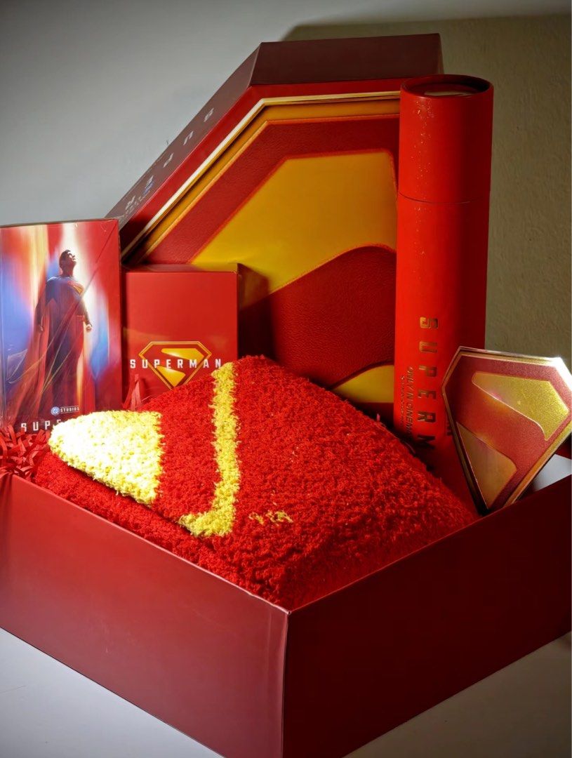 [pre-order] DC STUDIOS SUPERMAN 2025 Year of Snake Premium Gift Set ...