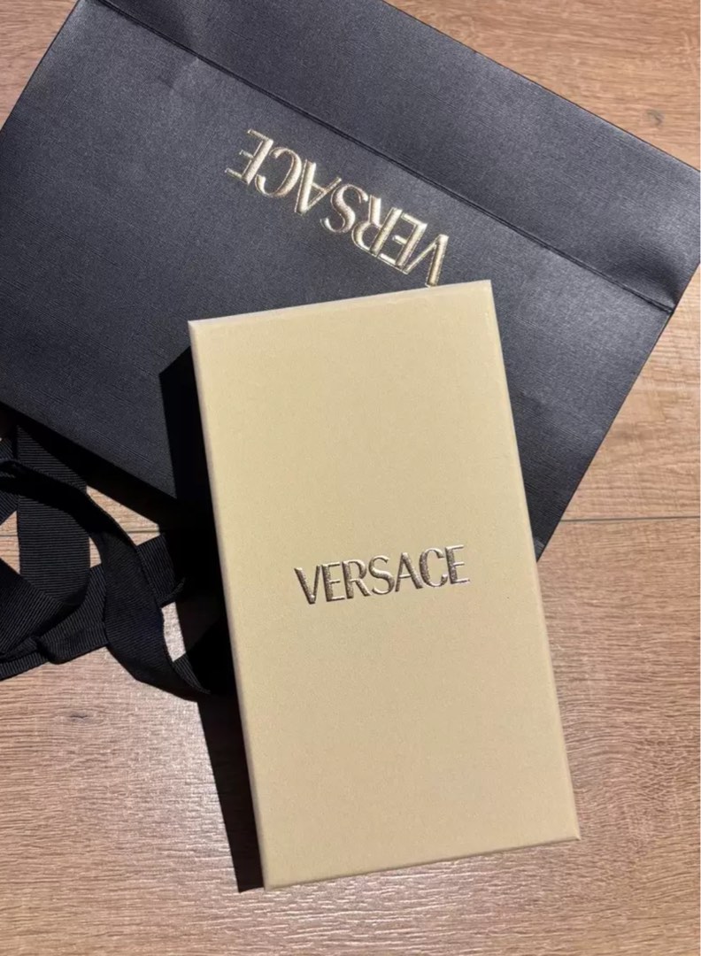 [pre-order] Versace 2025 Year of Snake Red Packet, Hobbies & Toys ...