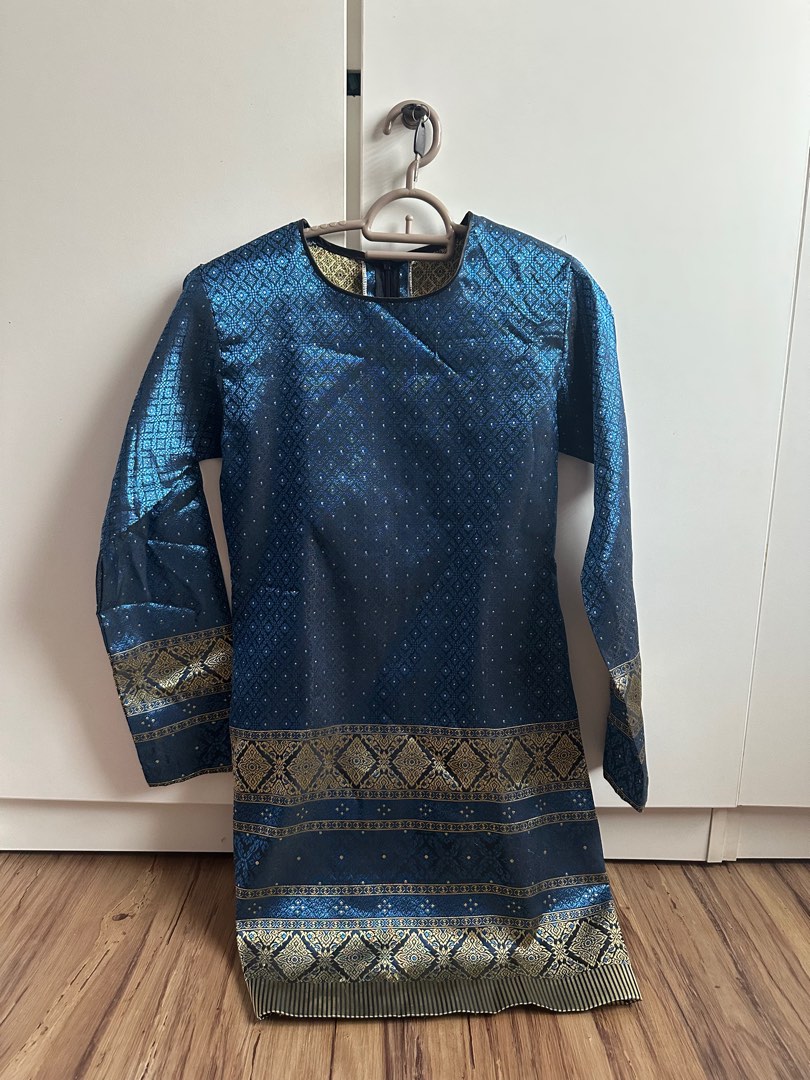 Thai Songket Blue Kurung, Women's Fashion, Muslimah Fashion, Baju ...