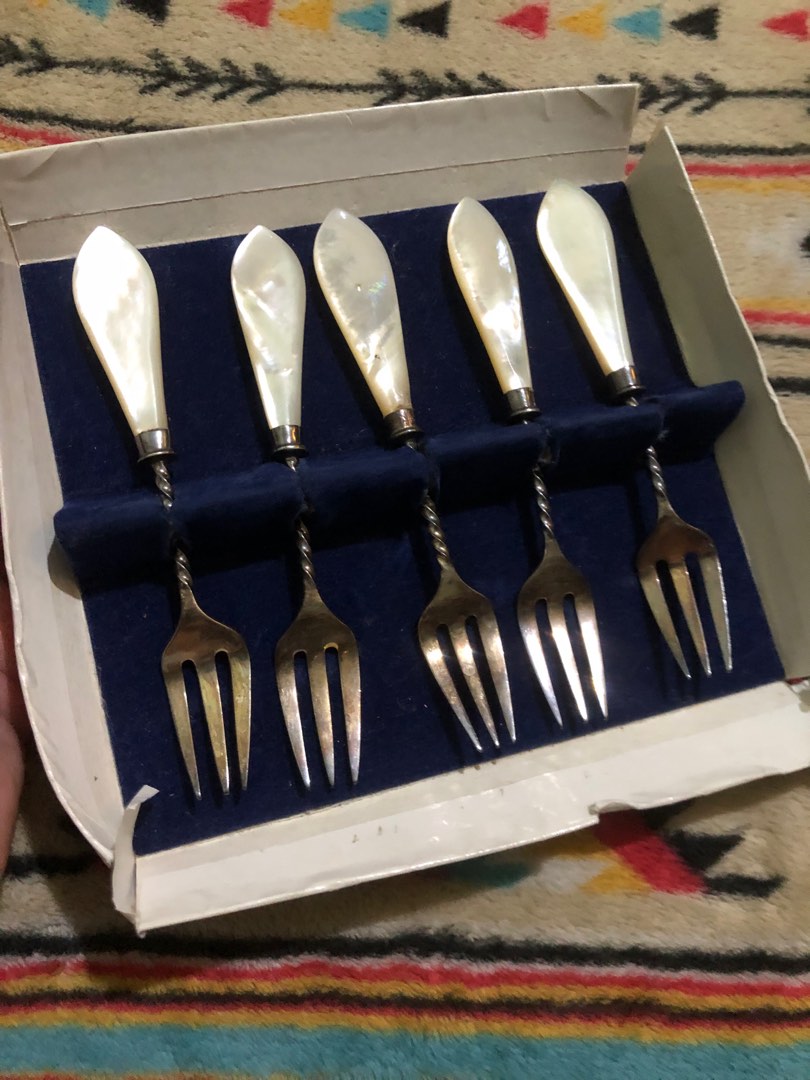 Vintage pearl handle 926 silver plated fork set, Furniture & Home ...