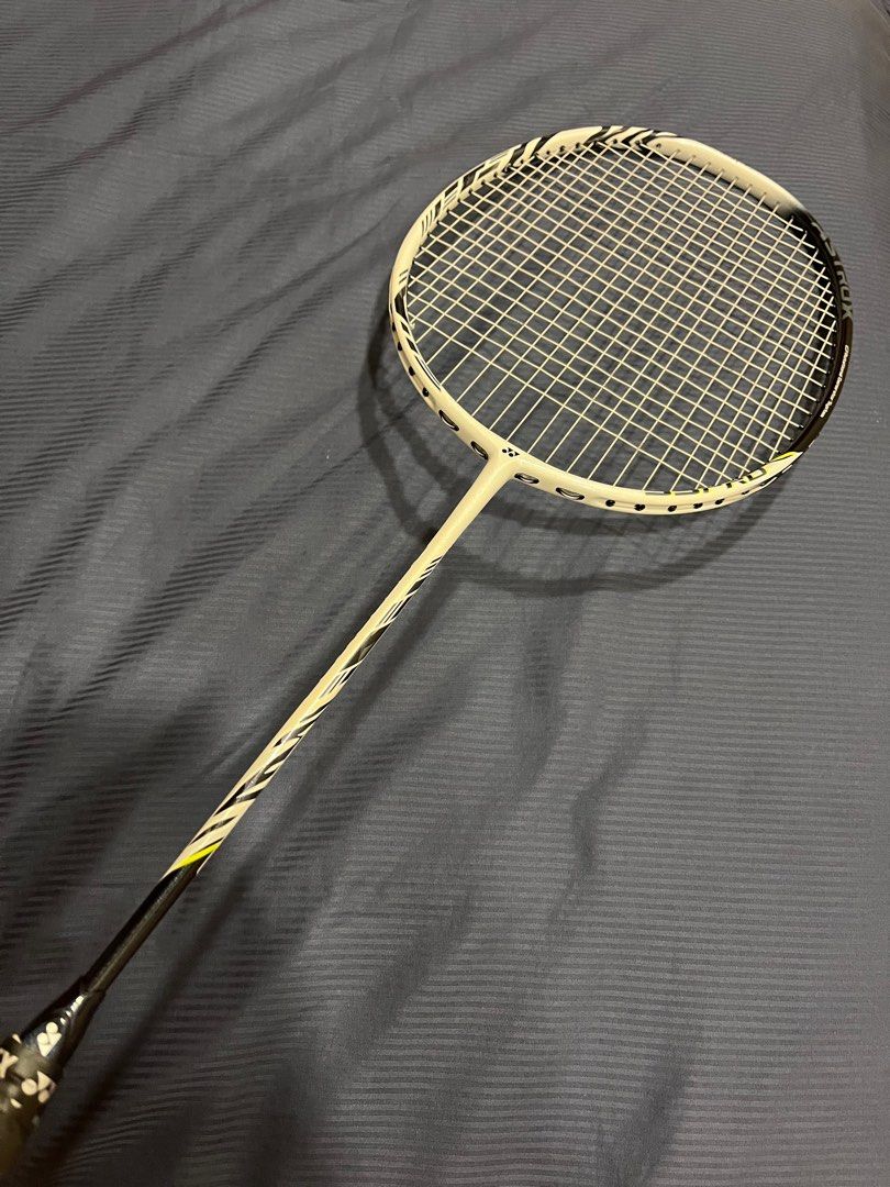 Yonex Astrox 99 Pro 4UG5 Badminton Racket Li Ning Victor, Sports Equipment, Sports & Games ...