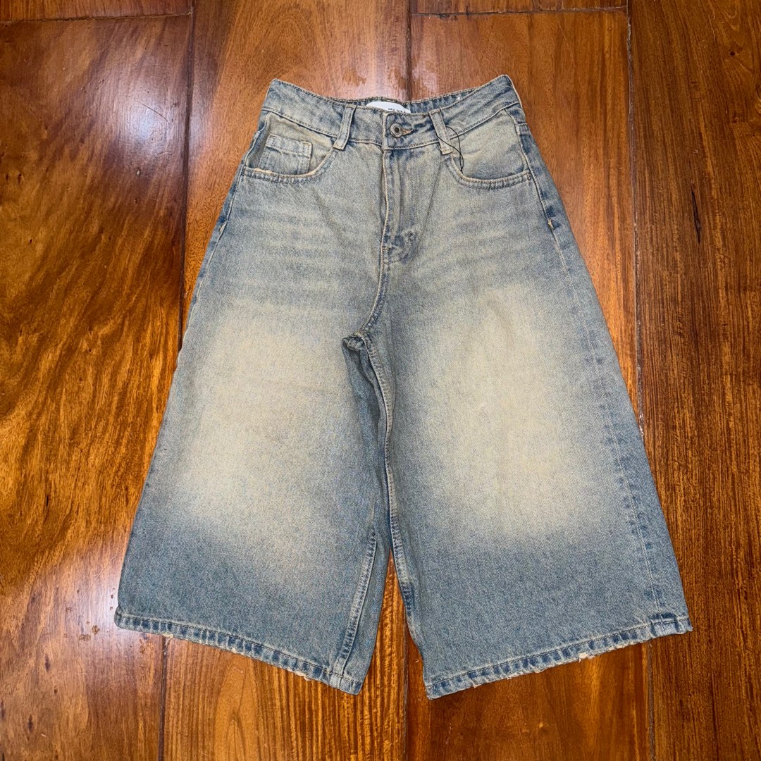 BERSHKA JORTS, Women's Fashion, Bottoms, Other Bottoms on Carousell