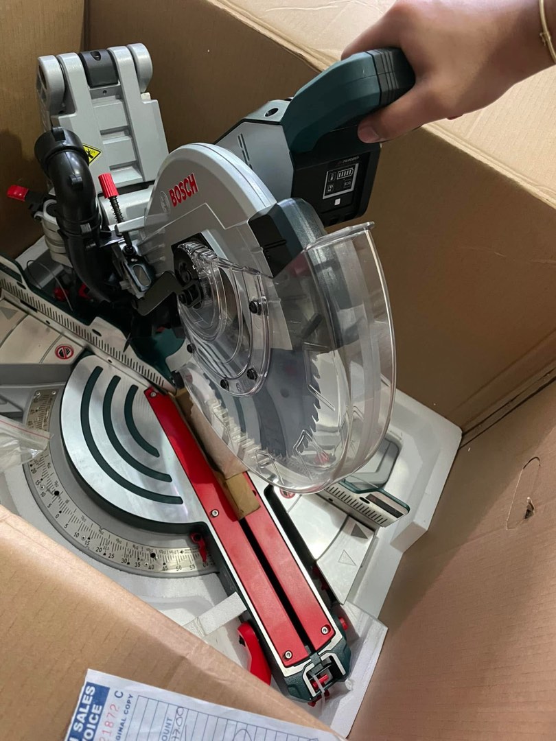 Bosch GCM 18V-305 GDC Professional Cordless Mitre Saw Biturbo (Bare ...