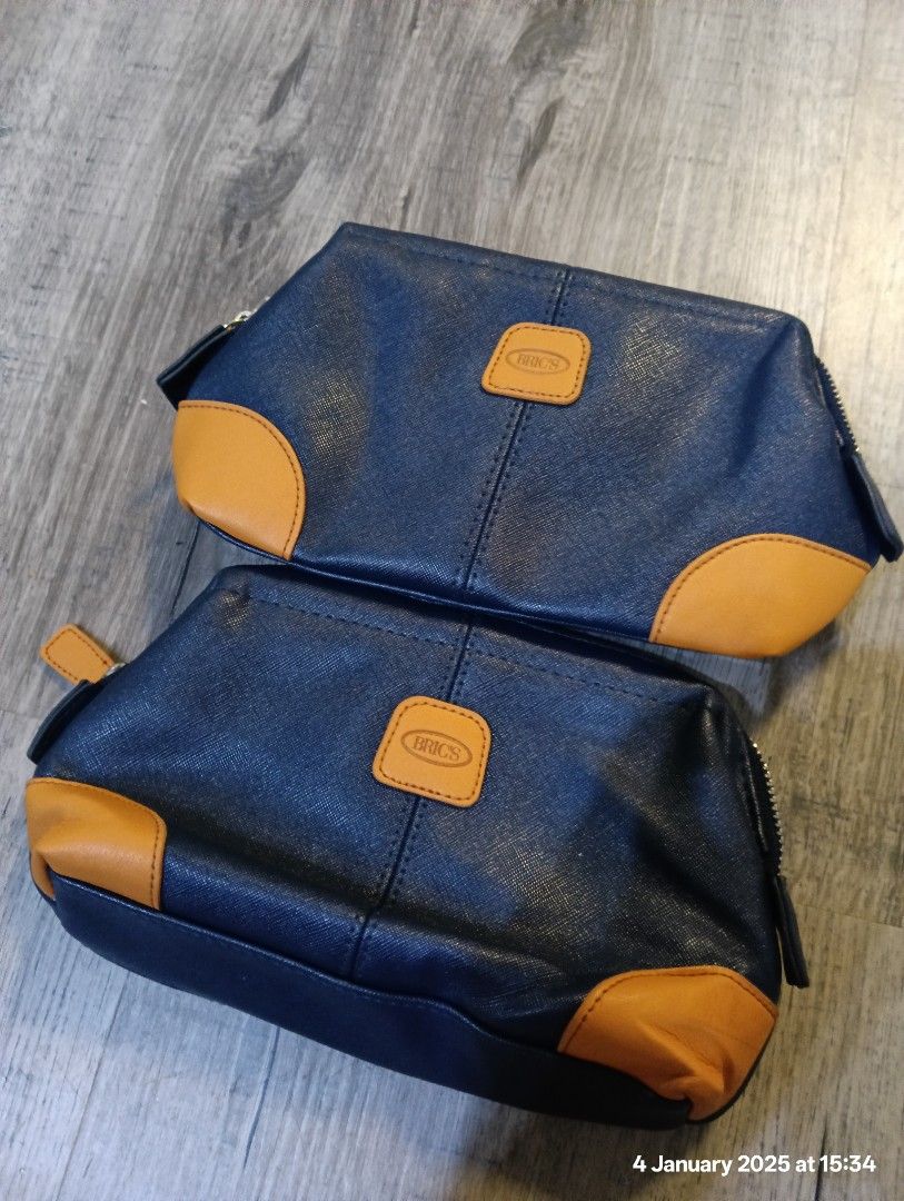 BRIC'S by Qatar Airways pouch 2 set, Women's Fashion, Bags & Wallets ...