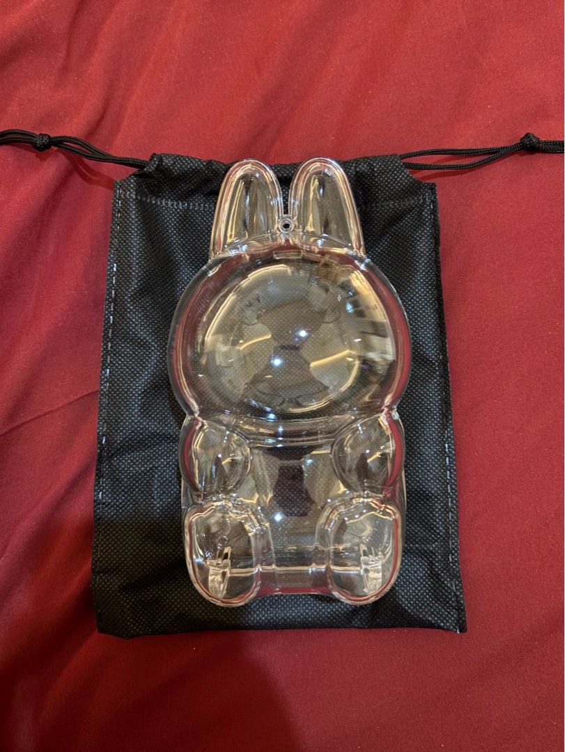 Case acrylic premium Labubu V2 have a seat, Barang Mewah, Aksesoris di ...