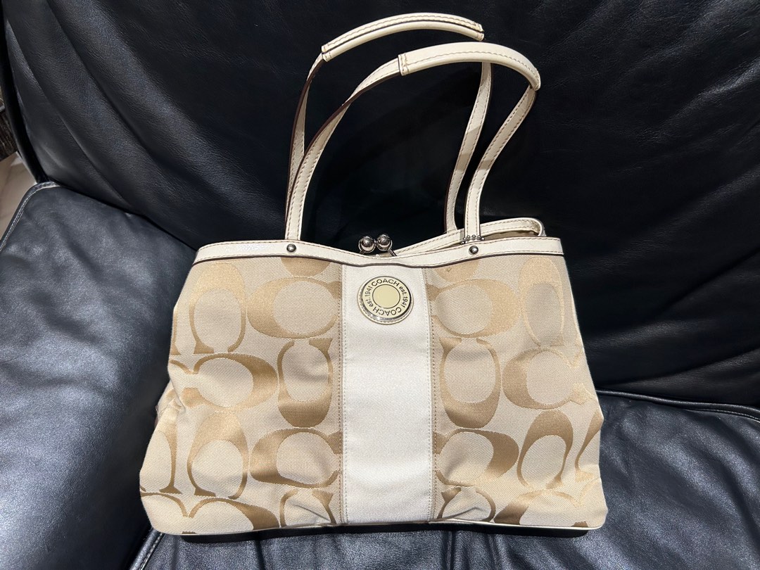 COACH Beige Signature Canvas and Patent Leather Kisslock, Luxury, Bags ...