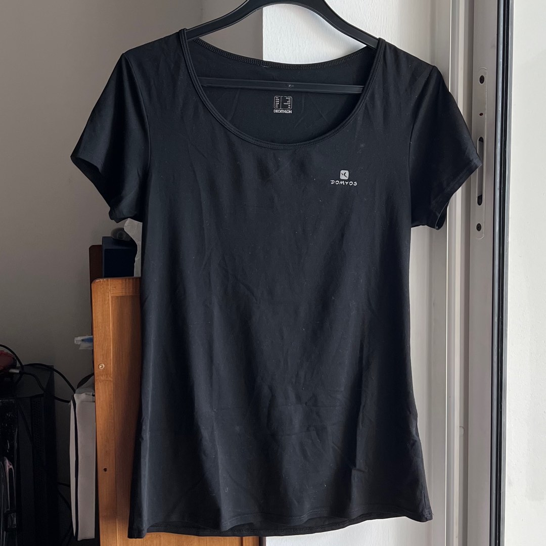 DOMYOS dri fit top for gym yoga tennis etc, Women's Fashion, Activewear ...