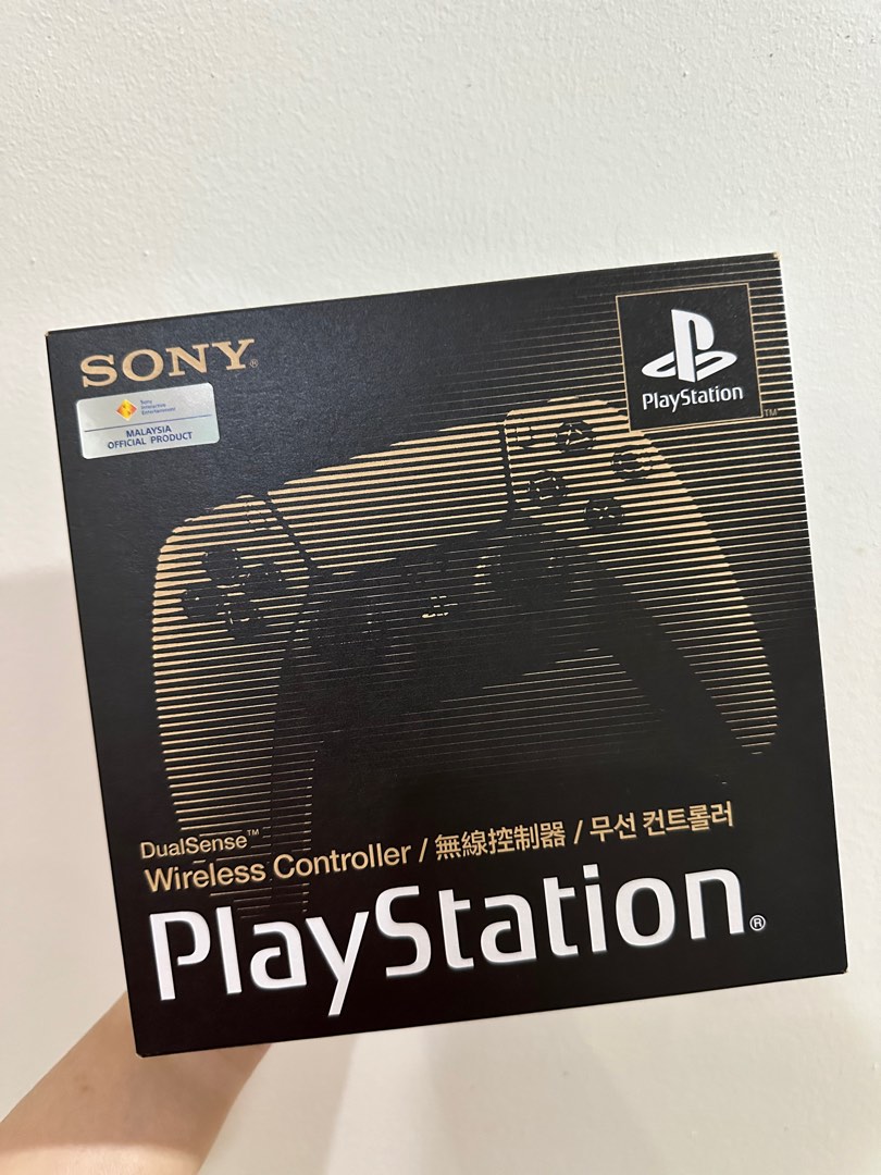 DS5 Controller 30th Anniversary, Video Gaming, Video Game Consoles ...