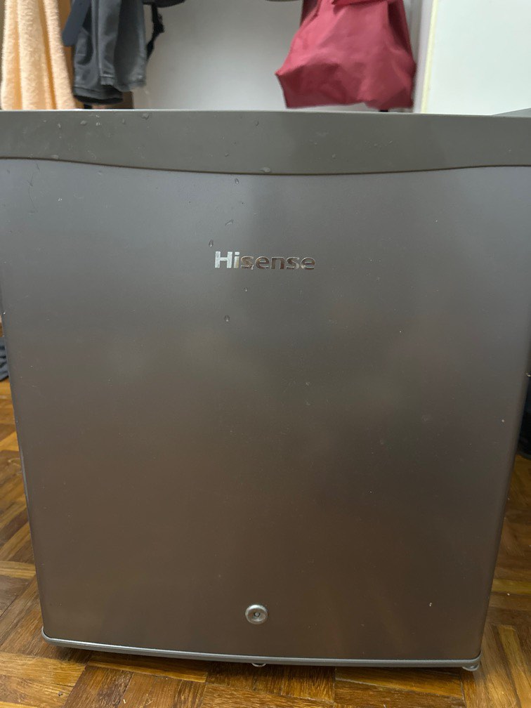 Hisense 60L Mini Bar Fridge, TV & Home Appliances, Kitchen Appliances ...