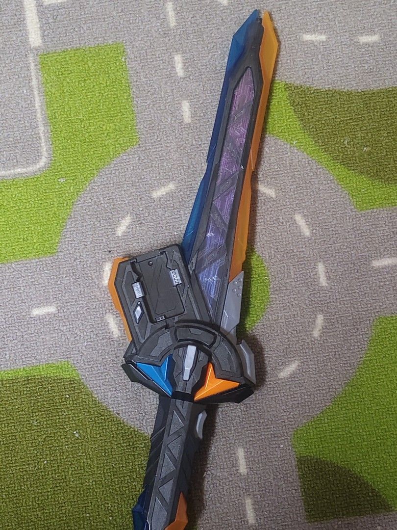 Kamen Rider Geats Raging Sword DX, Hobbies & Toys, Toys & Games on ...