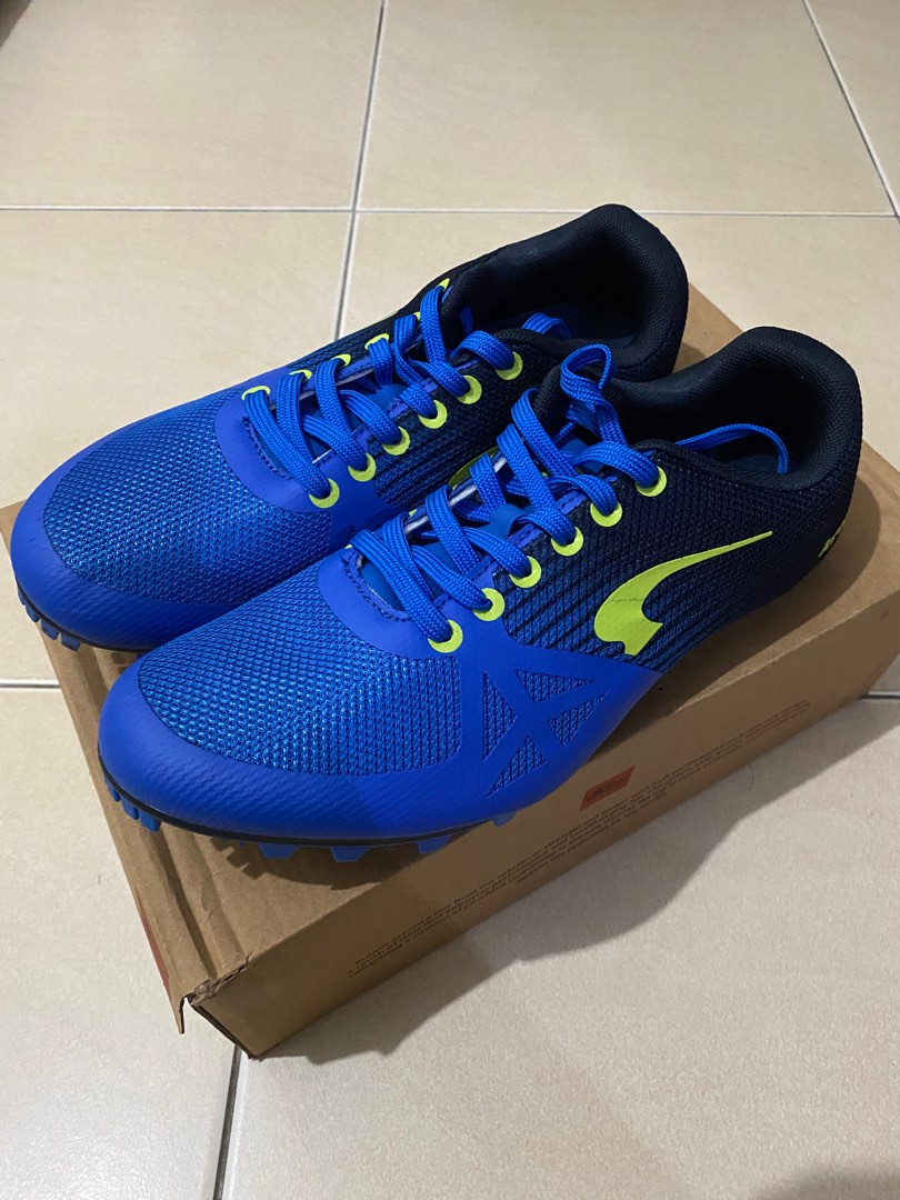 Kasut run spike kronos, Sports Equipment, Sports & Games, Racket & Ball ...