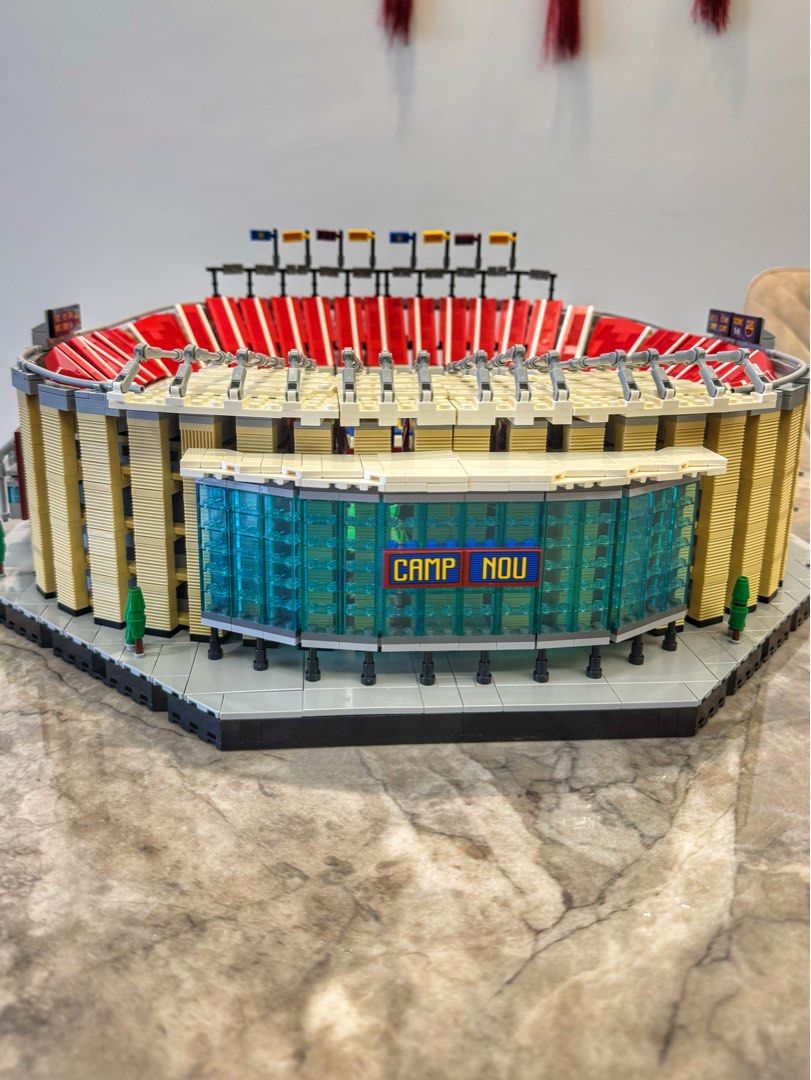 LEGO Camp Nou - FC Barcelona 10284, Sports Equipment, Other Sports ...