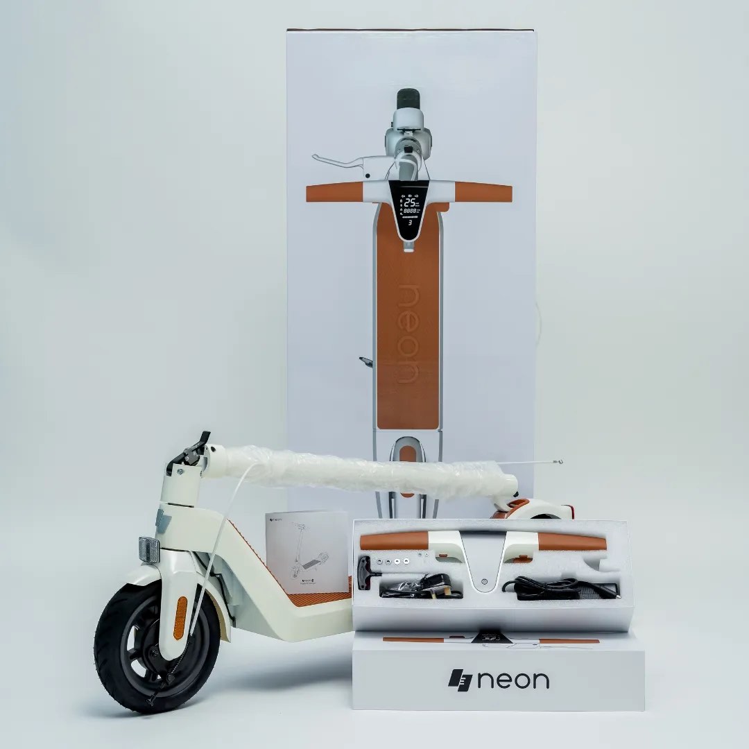Neon Escooter with NFC system and stand bike (sealed), Sports Equipment ...