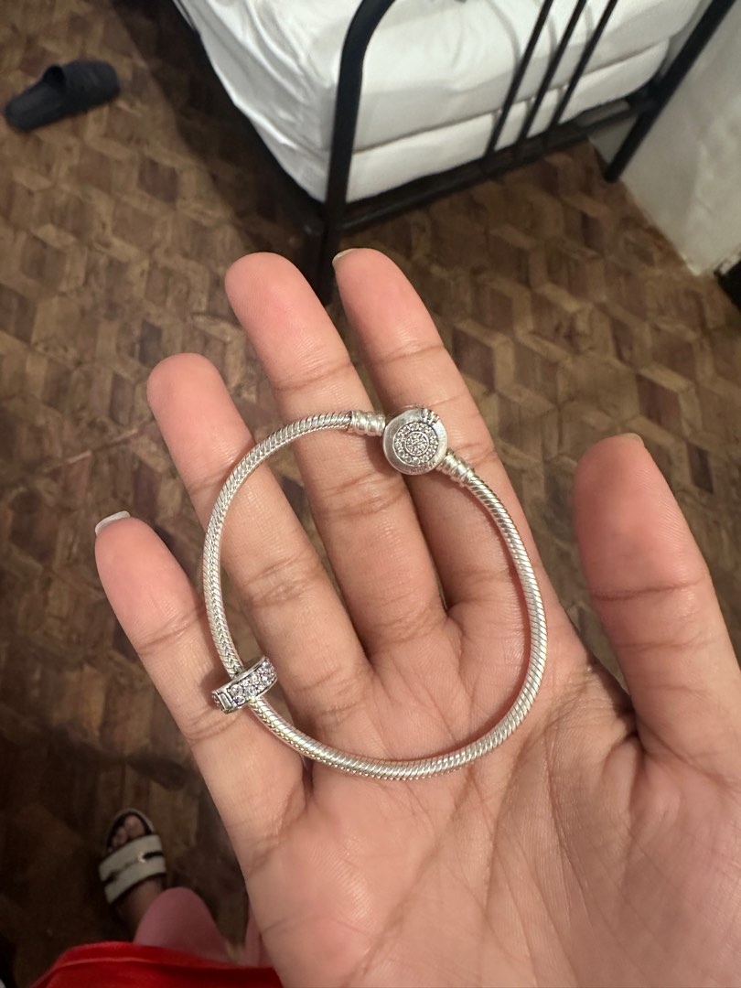 Pandora Moments Sparkling Crown O Snake Chain Bracelet, Women's Fashion ...