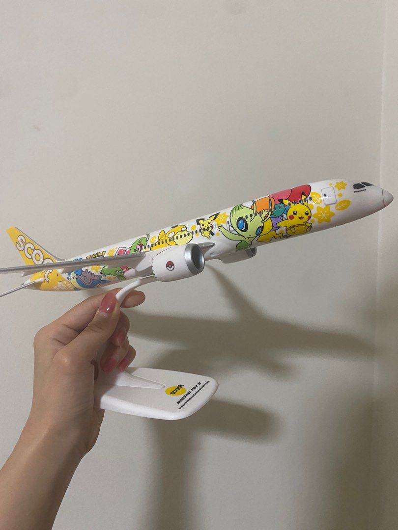 Pokemon Scoot plane model, Boeing 787-9, Scale 1:200., Hobbies & Toys ...